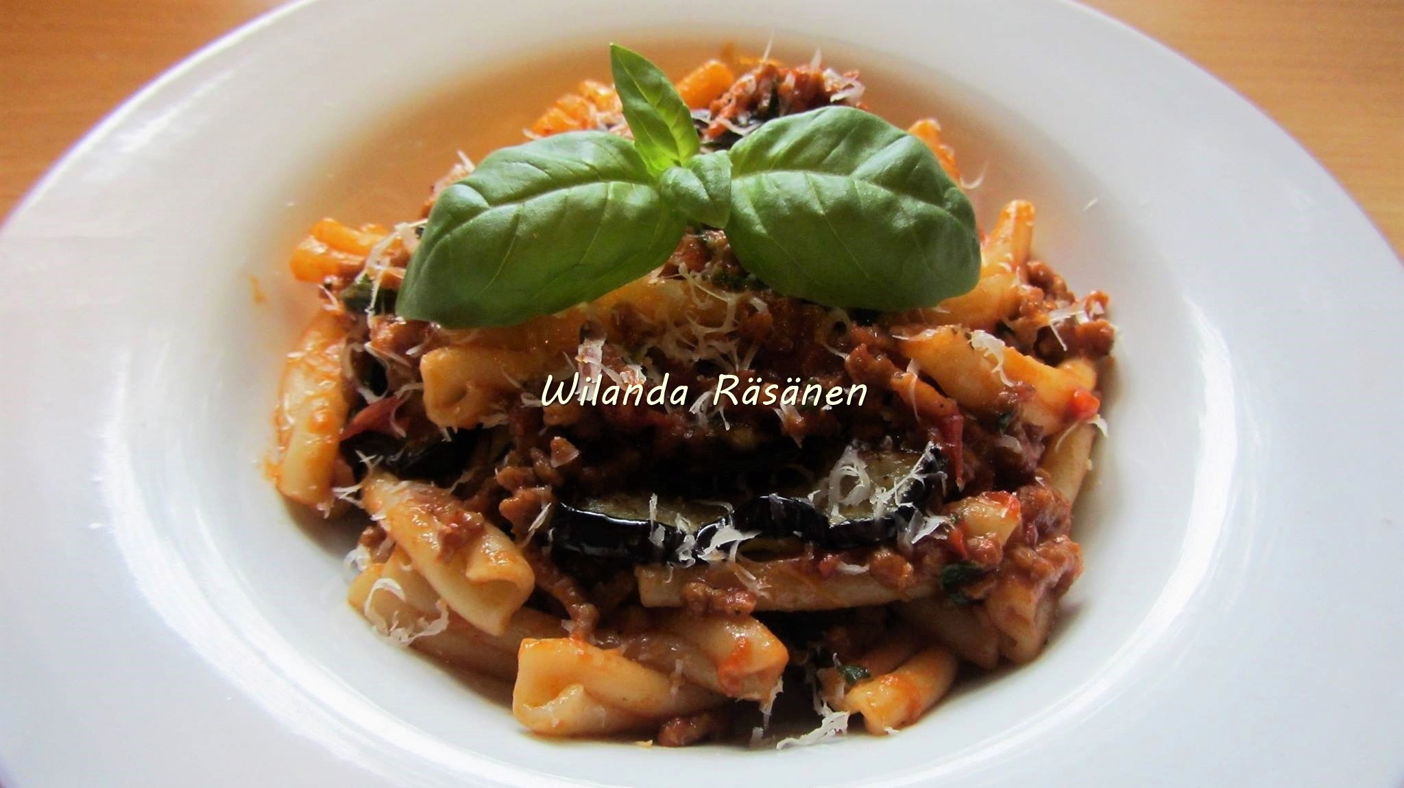 EIERVRUG, MAALVLEIS EN TAMATIE PASTA - Your Recipe Blog