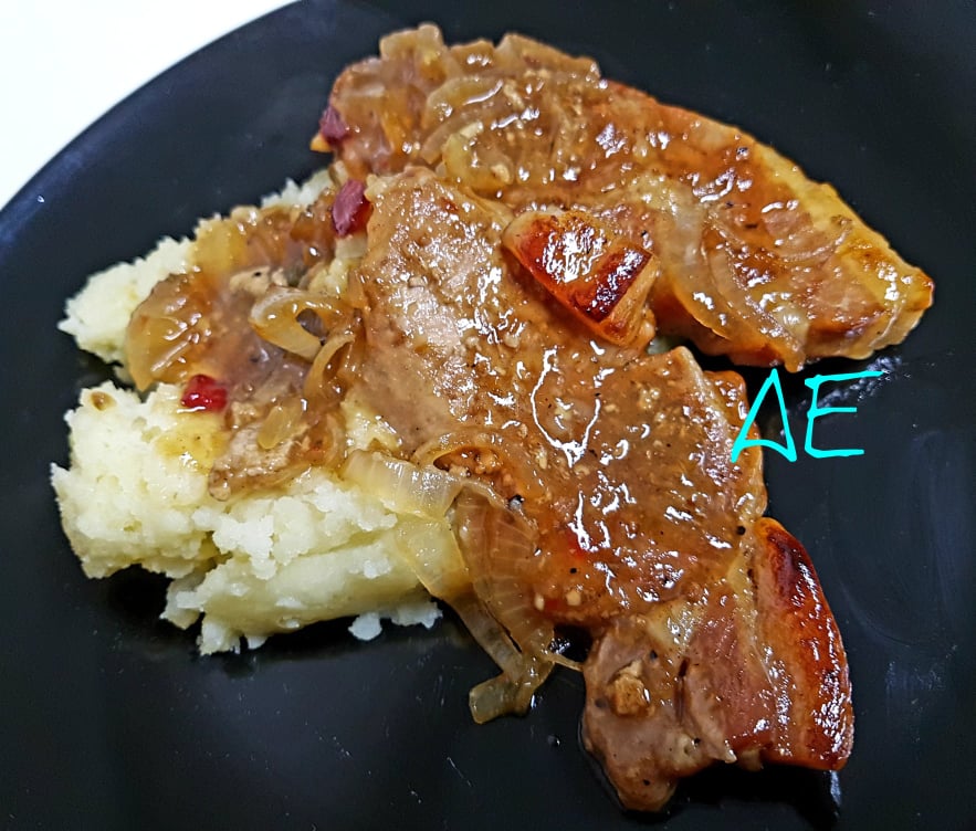 PORK CHOPS IN CHUTNEY - Your Recipe Blog