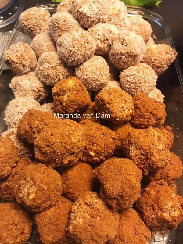 4 BESTANDDELE MILO BALLE - Your Recipe Blog