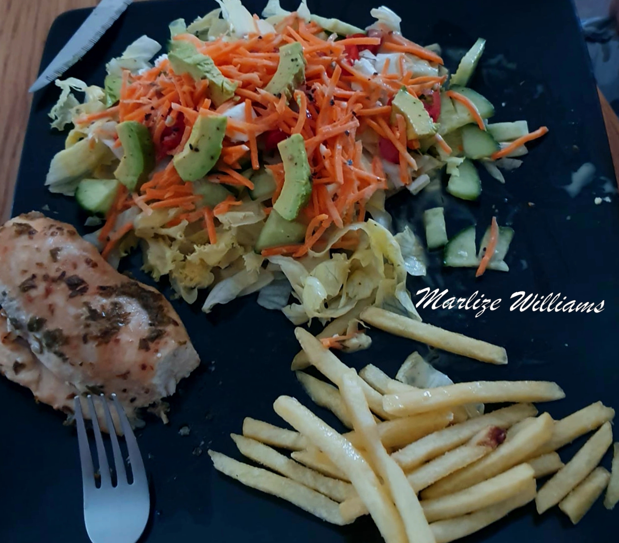 GEMARINEERDE HOENDERFILLET MET SLAAI EN SKYFIES (LAE KALORIEE) - Your ...