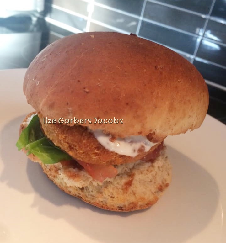 BAIE VINNIGE BROODROLLETJIES - Your Recipe Blog