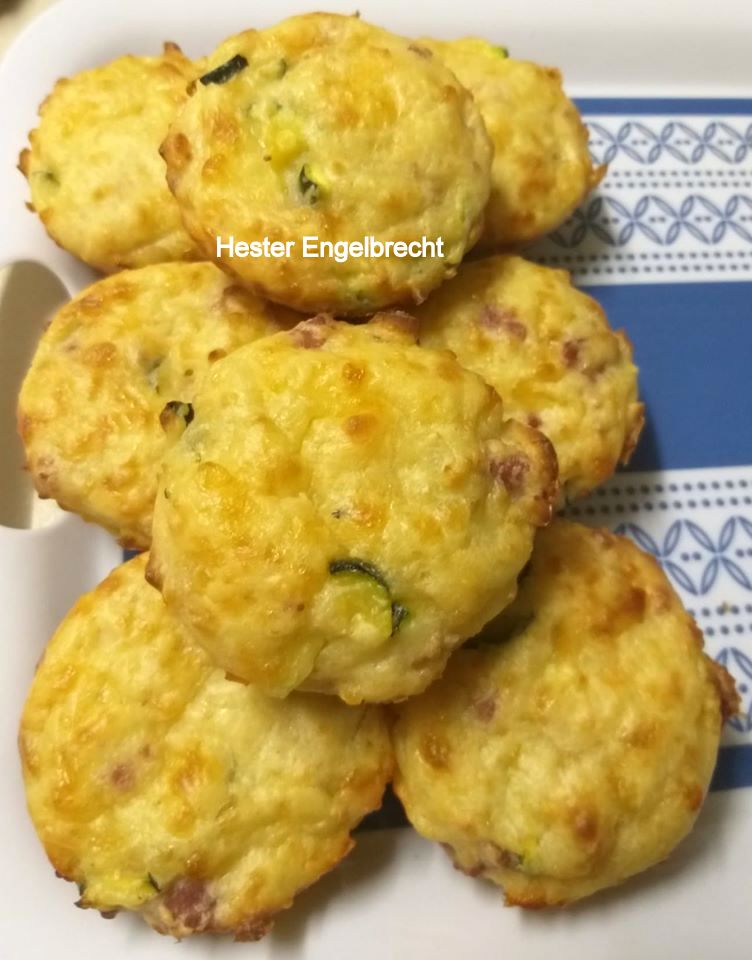 KAAS EN SPEK POFFERS (MUFFINS) - Your Recipe Blog