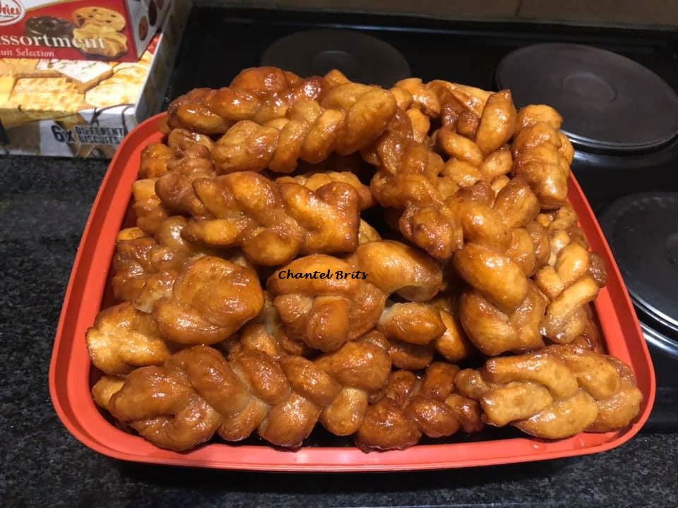 KOEKSISTERS WITH JOGURT - Your Recipe Blog