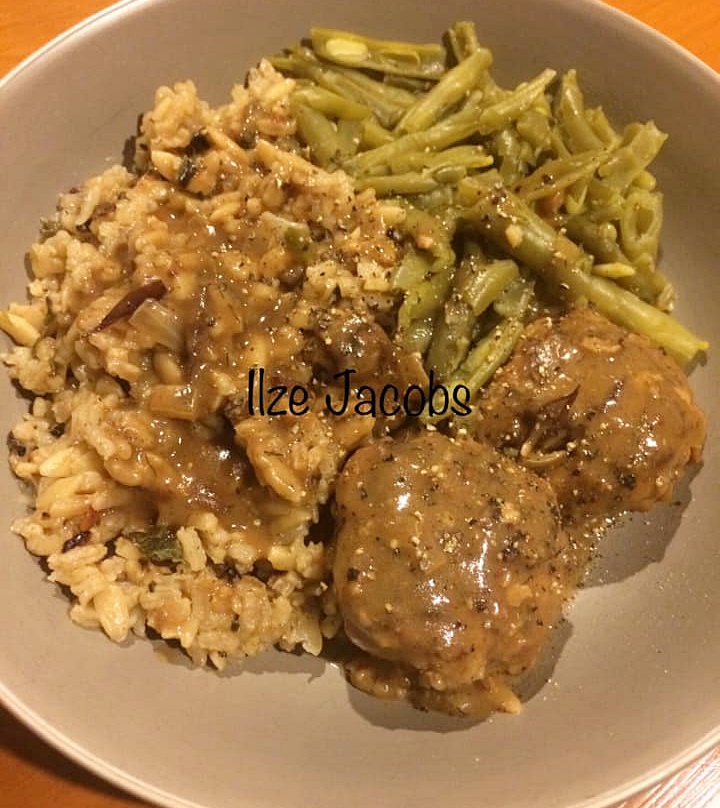 SWEEDSE FRIKKADELLE MET SOUS - Your Recipe Blog