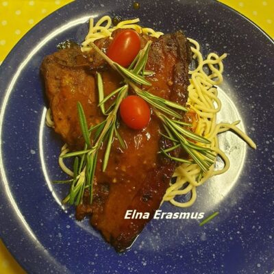 KERRIE VARKTJOPS IN DIE OOND - Your Recipe Blog