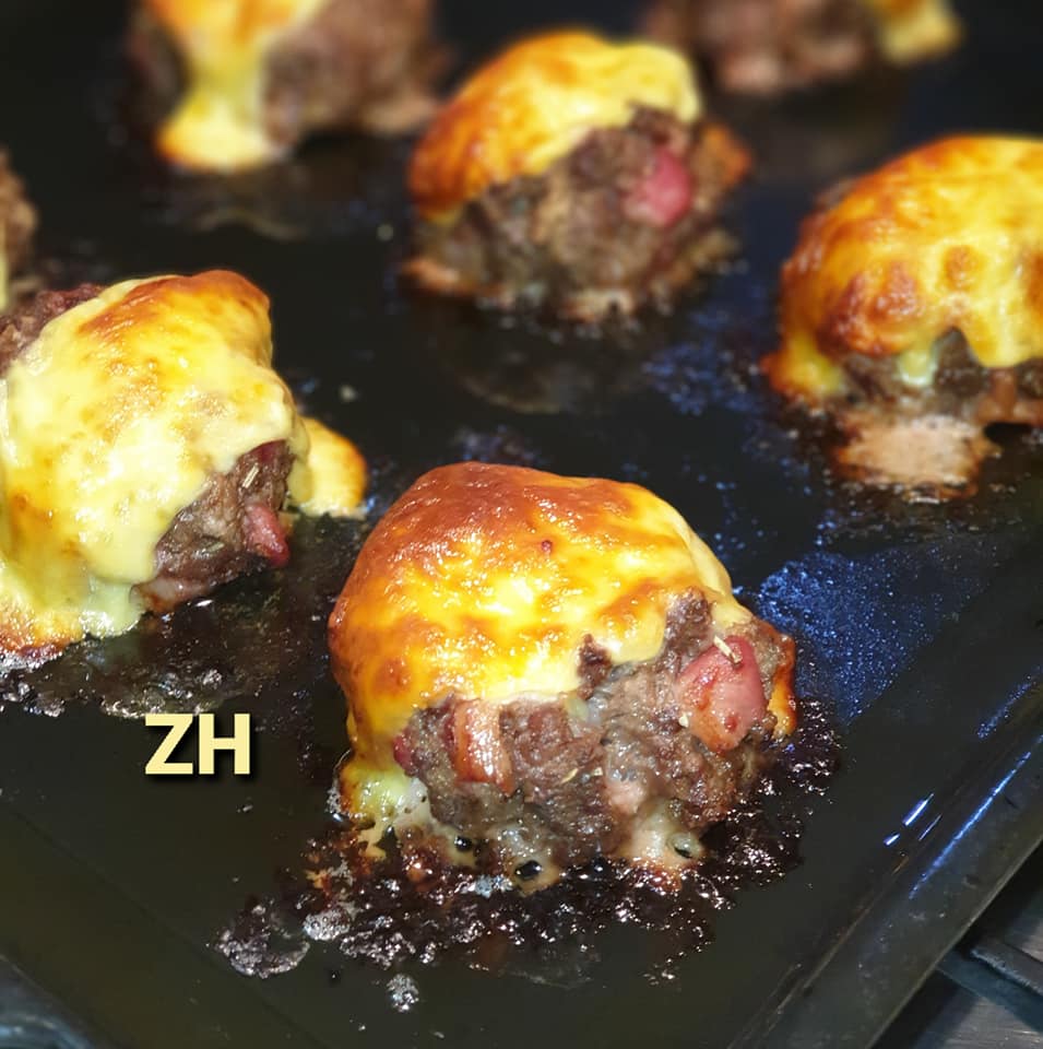 BEEF AND PORK RASHER BURGERS - Your Recipe Blog