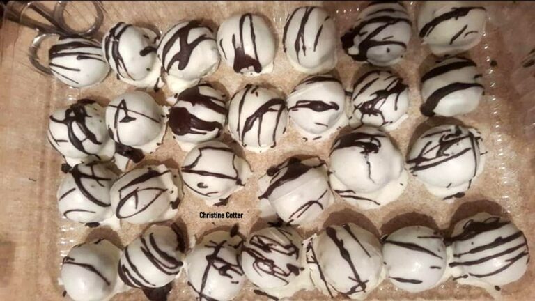 OREO TRUFFLES - Your Recipe Blog
