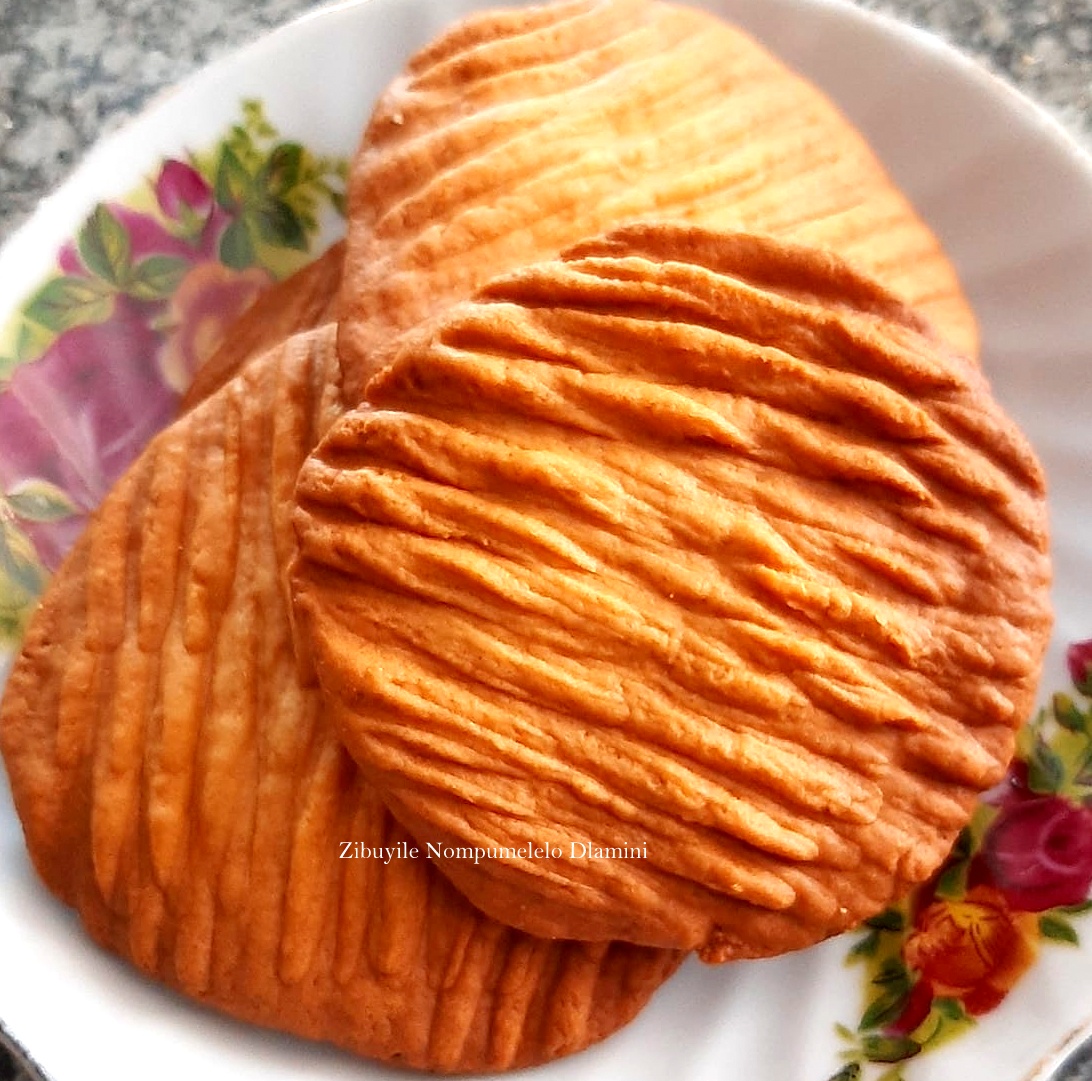 THE LAZY MAKOTI BISCUITS - Your Recipe Blog