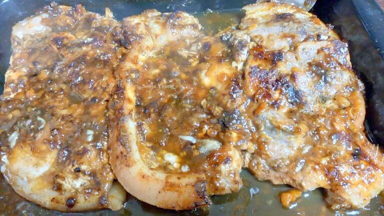 2 BESTANDDELE VARKTJOPS - Your Recipe Blog