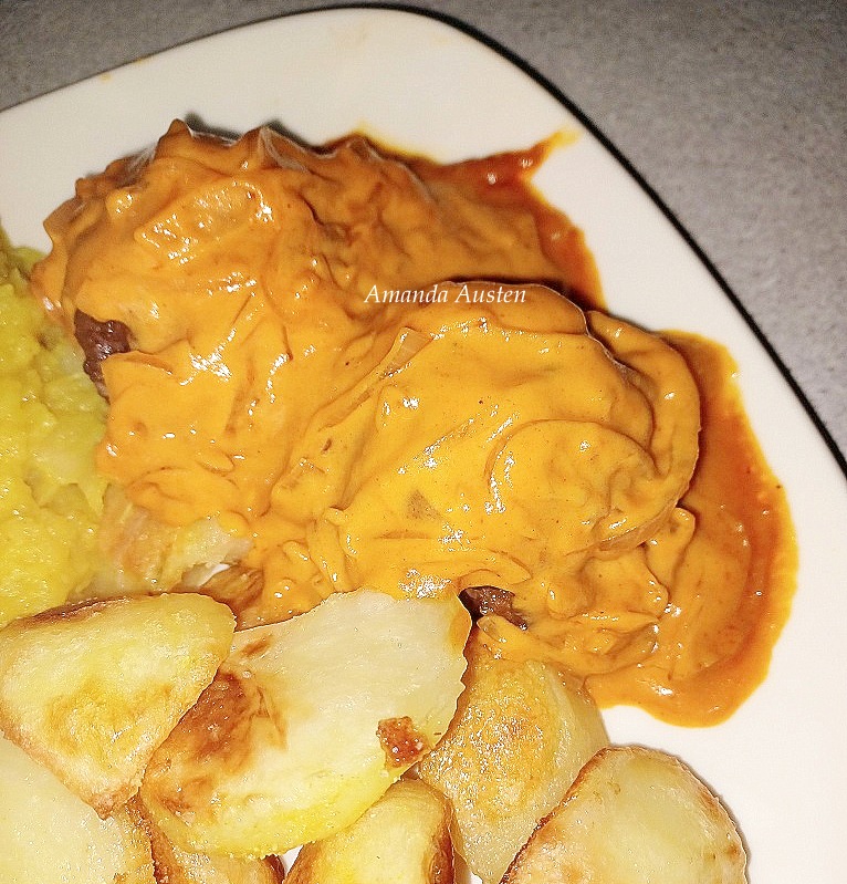 FRIKKADELLE MET PAPRIKASOUS - Your Recipe Blog