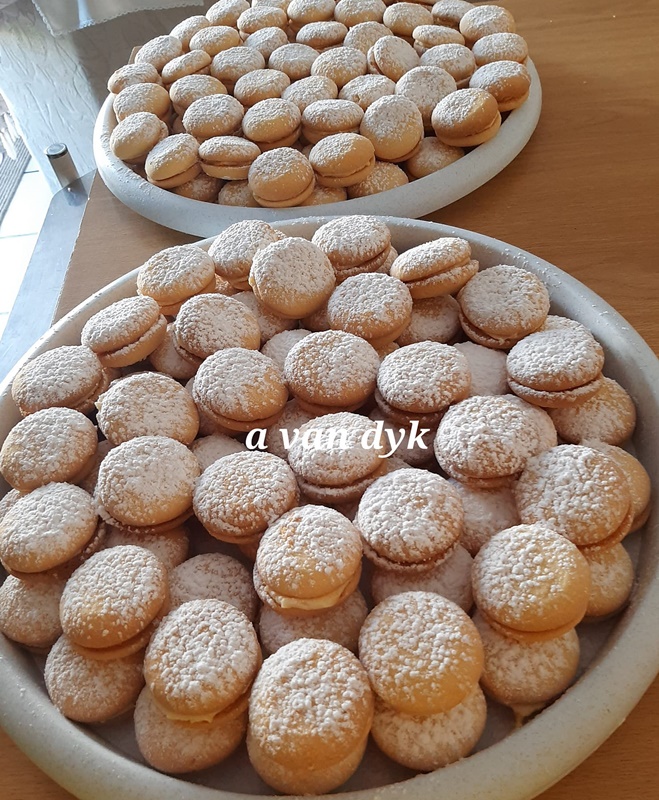 DROOMPIES MET VARIASIE VULSELS - Your Recipe Blog